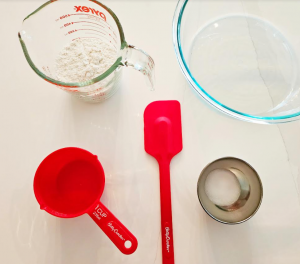 Paper Mache Art for Kindergarten (Free Recipe)