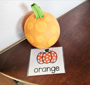 Free Pumpkin Scavenger Hunt - Play Learn Inspire