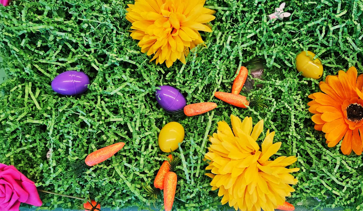 Best Spring Sensory Bin for Kids - Play Learn Inspire