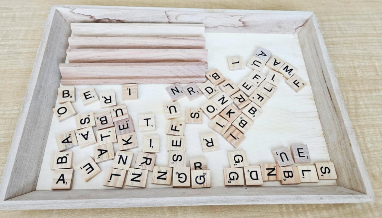 Free Spring Word Building Activity - Play Learn Inspire